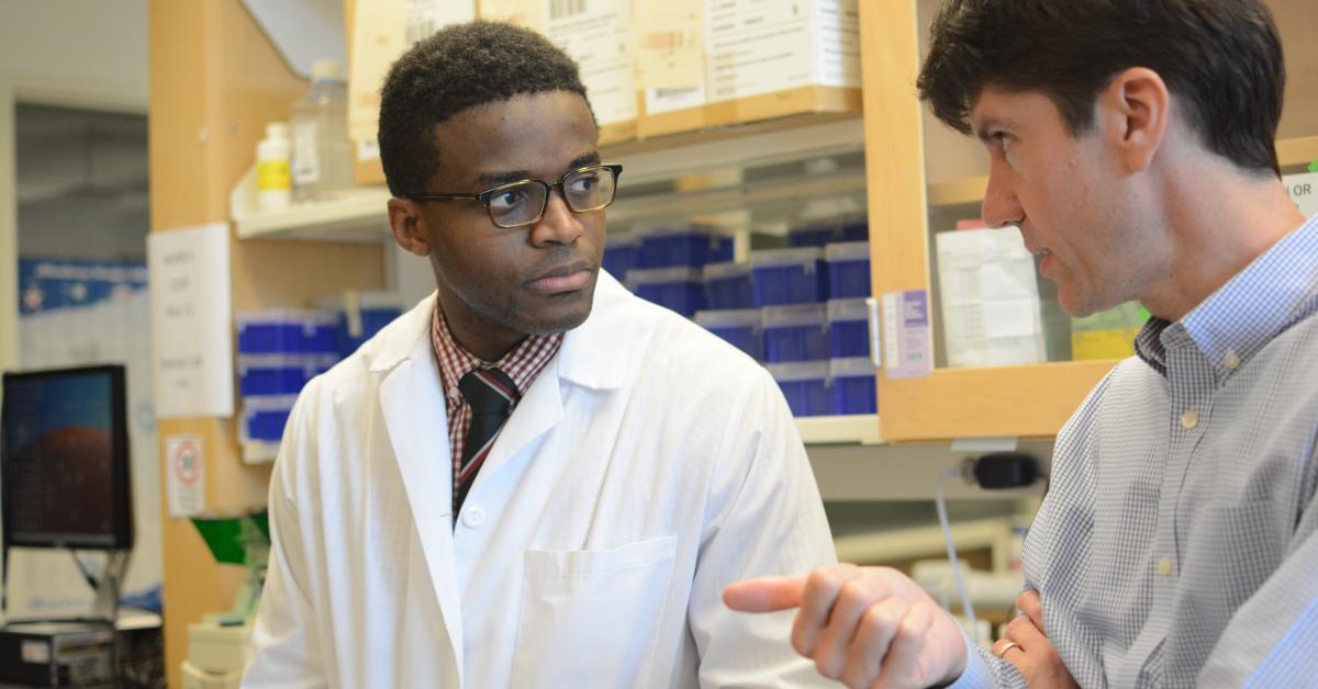 Chery, Duke medical student, looks for clues to help predict outcomes ...